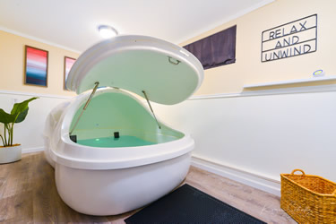 SERVICES - Life Fitness Center